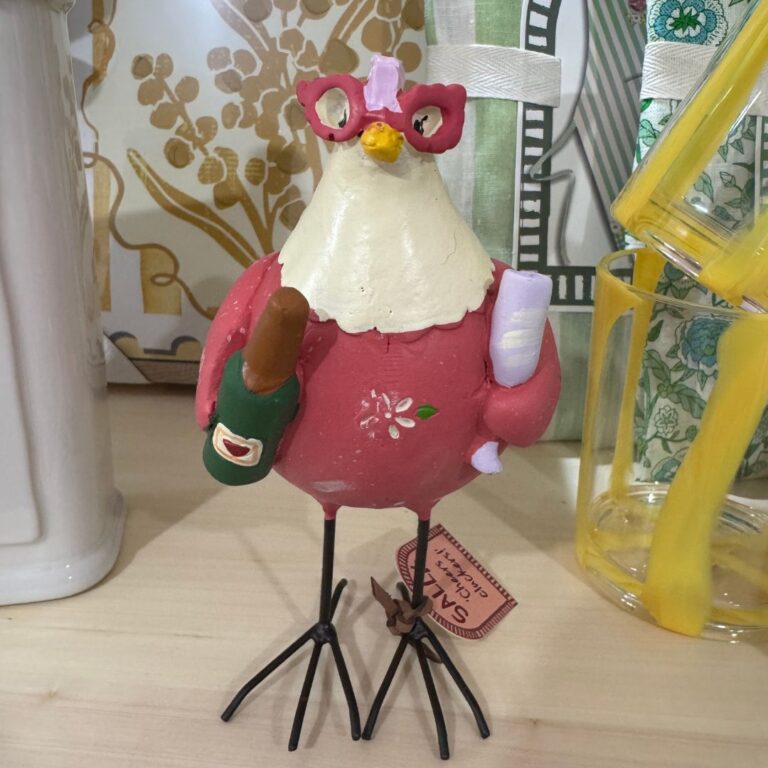Resin Chicken Character - Sproutwell Decor